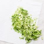 How to Cut Lettuce {Step-by-step Tutorial} - Feel Good Foodie