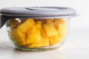 How to Cut Mango {Step-by-Step Tutorial} - Feel Good Foodie