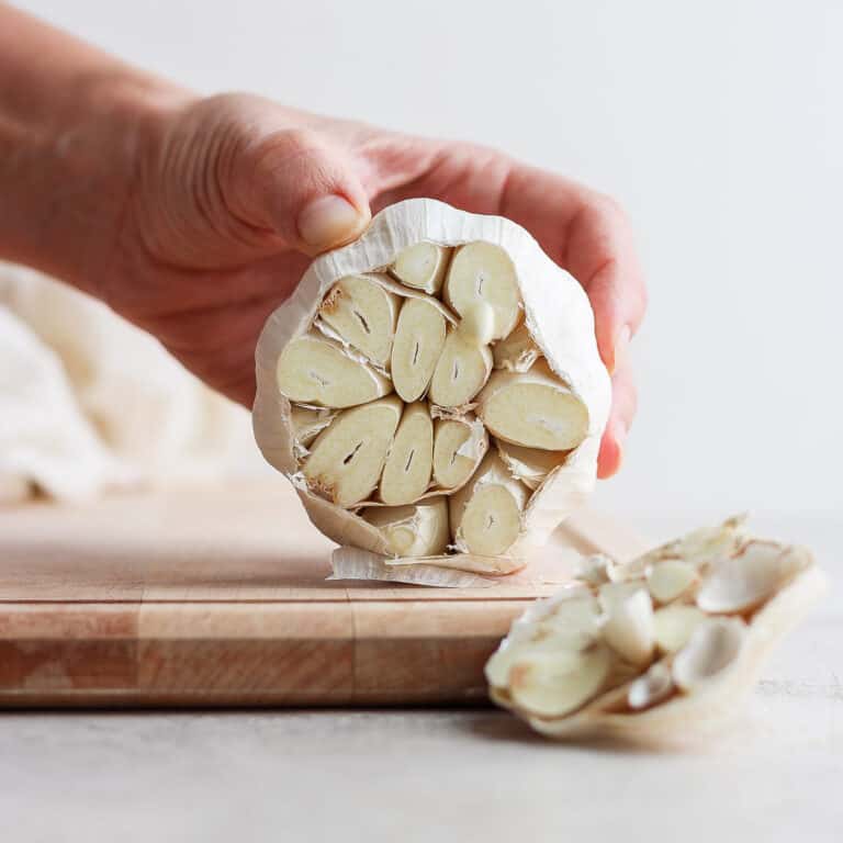 How to Roast Garlic {Step-by-Step Tutorial} - Feel Good Foodie