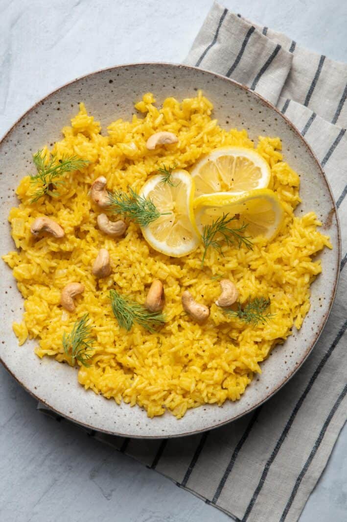 Lemon Rice {Mediterranean Recipe} - Feel Good Foodie