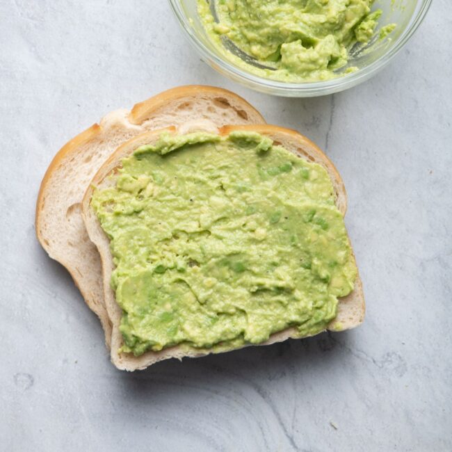 Avocado Sandwich Recipe with Tomatoes, Cucumbers & Red Onions