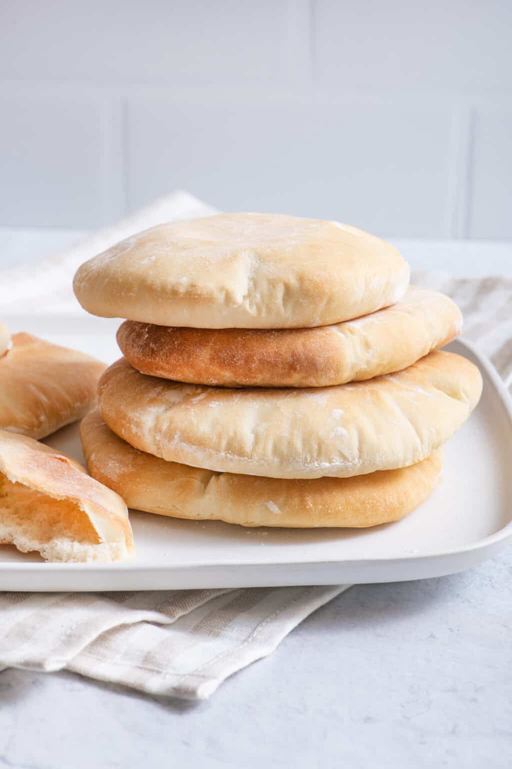 Homemade Pita Bread {Easy Authentic Recipe}
