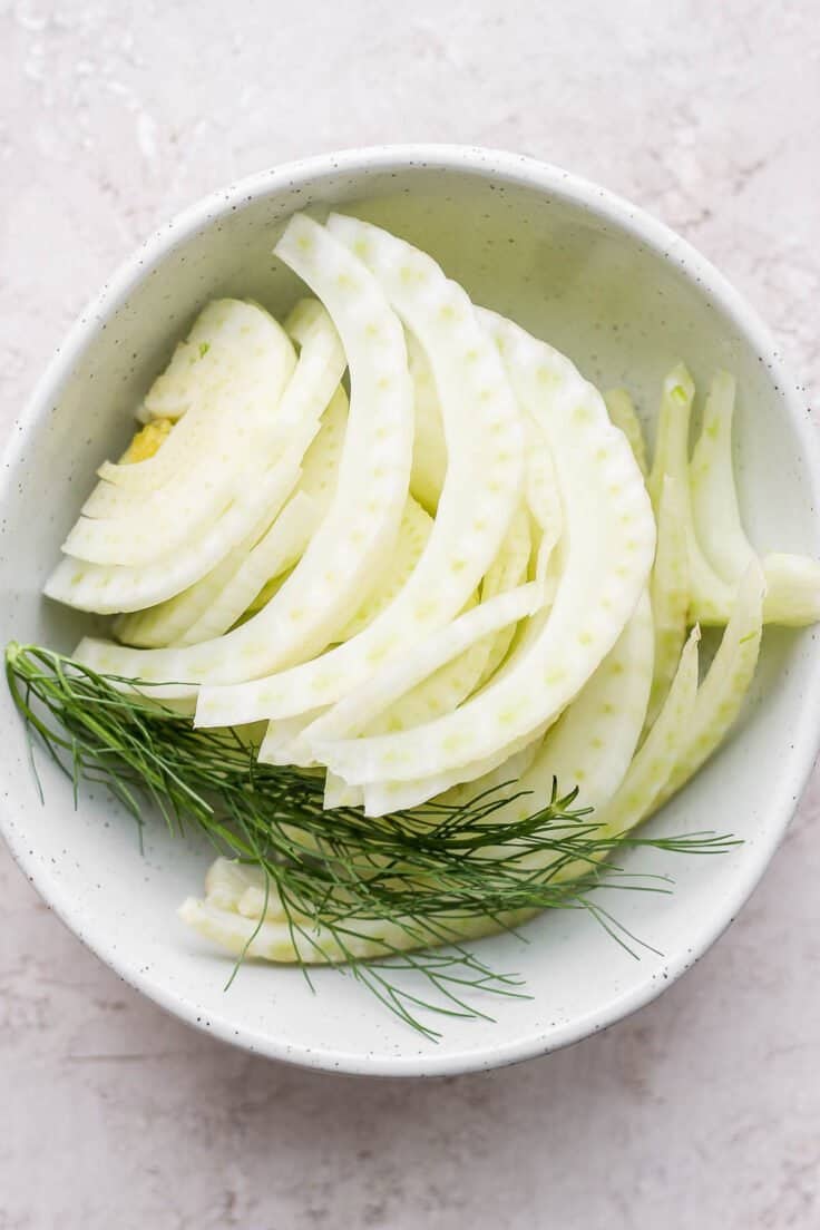 How to Cut Fennel Bulb {Step-by-Step Tutorial} - Feel Good Foodie
