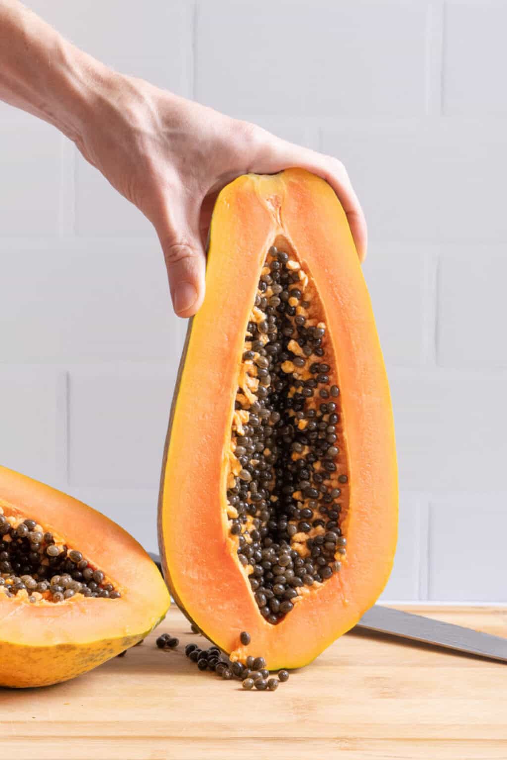 How to Cut Papaya & Remove the Seeds {Slices & Cubes} - Feel Good Foodie