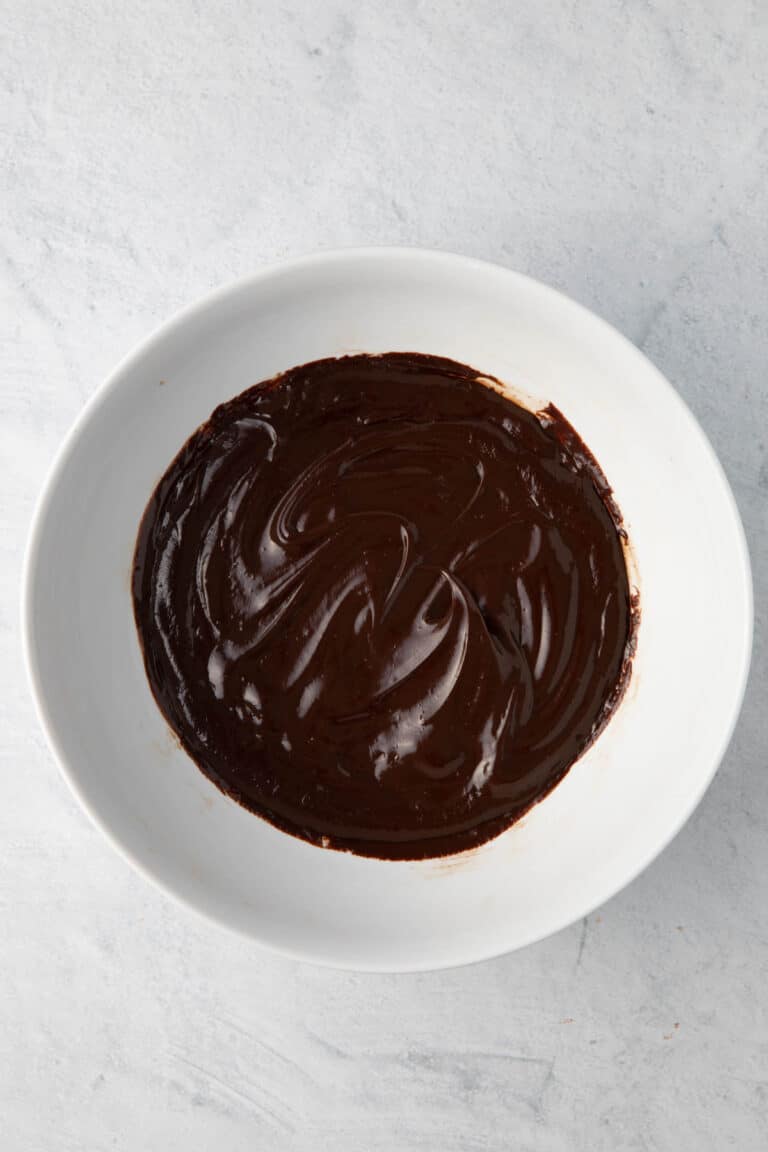 How to Make Ganache {& Ganache Frosting} - Feel Good Foodie