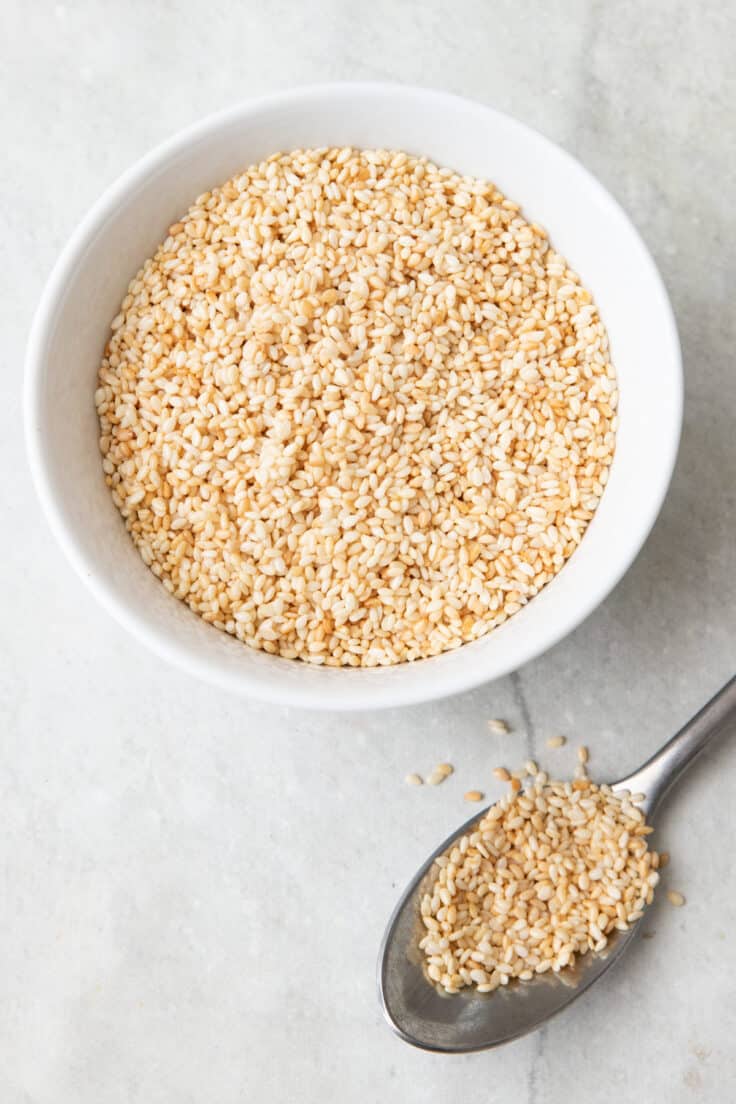 How to Toast Sesame Seeds {2 Ways!} - Feel Good Foodie