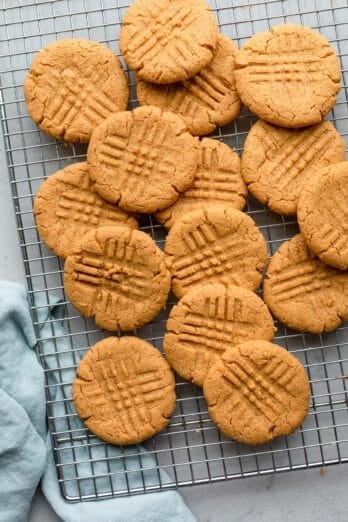 3 Ingredient Peanut Butter Cookies