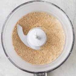 How to Make Garlic Powder {Easy Oven Method}