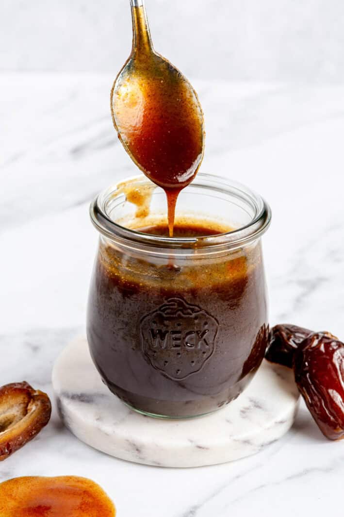 How to Make Date Syrup