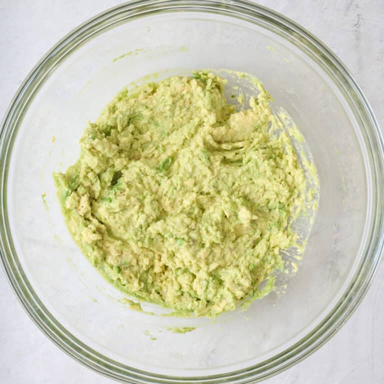 BEST Simple Guacamole Recipe Big Flavor Few Ingredients