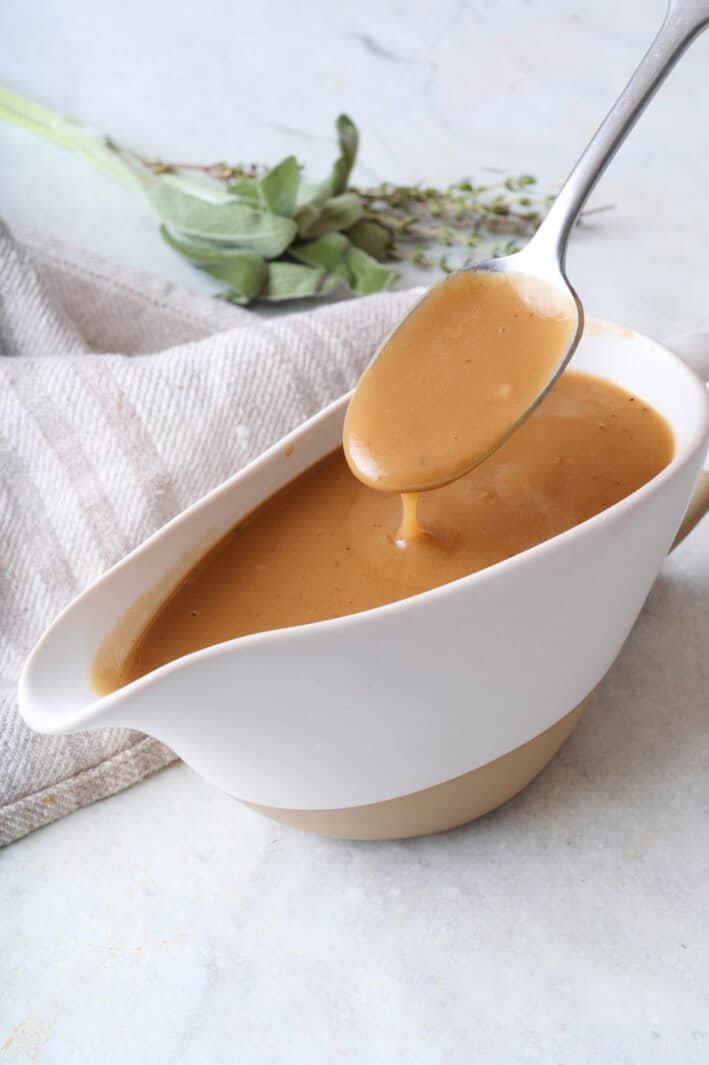 Easy Beef Gravy Recipe from Drippings