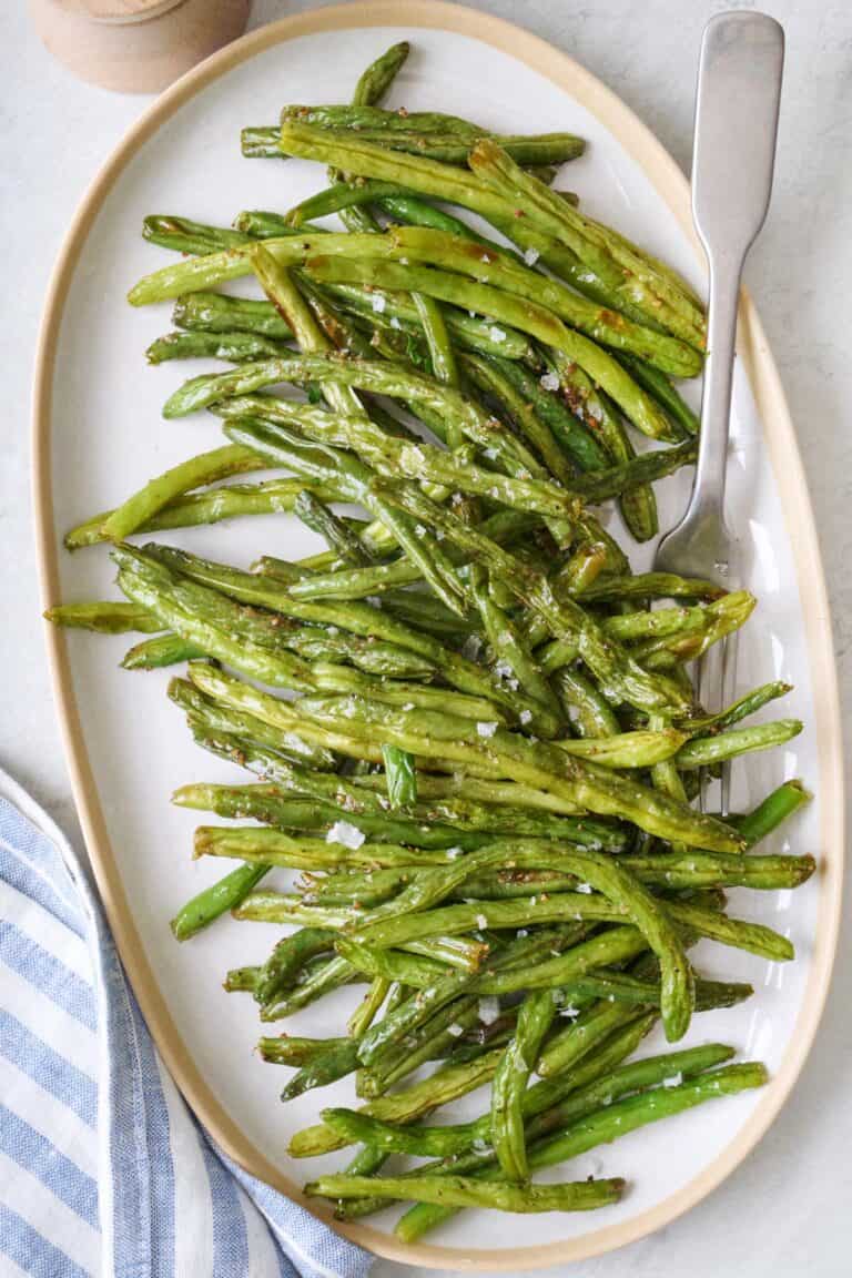 Simple Roasted Green Beans - Feel Good Foodie