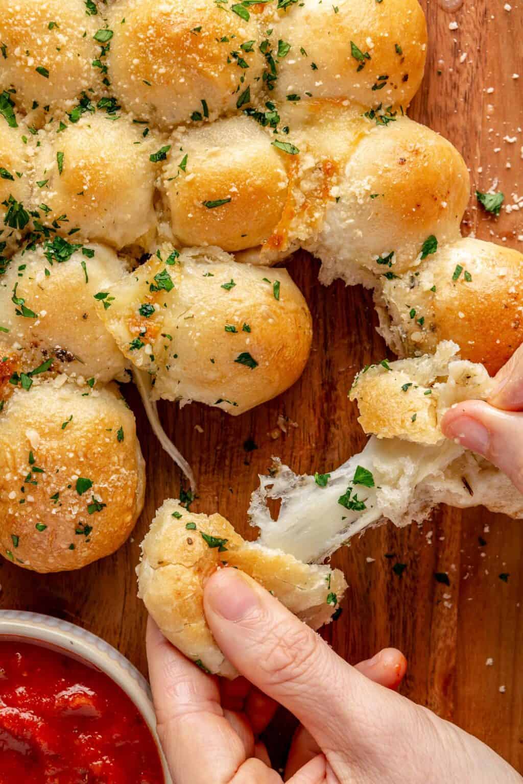 Christmas Tree Pull-Apart Bread