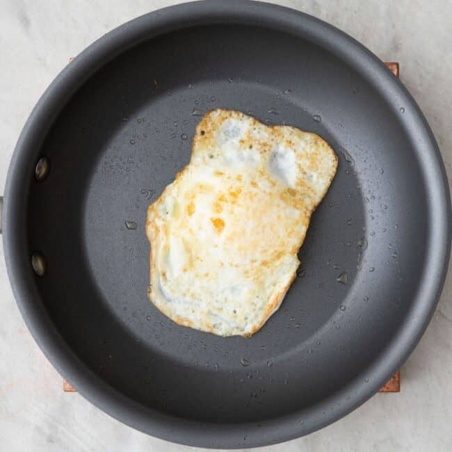 How To Fry Eggs Any Way You Like Them!