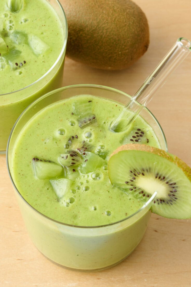 Easy Kiwi Smoothie Recipe