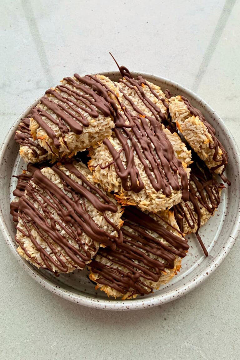 Classic Classic Oatmeal Cookies {Grandma Approved!} - Feel Good Foodie