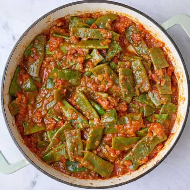Traditional Lebanese Green Beans (Loubieh Bi Zeit)